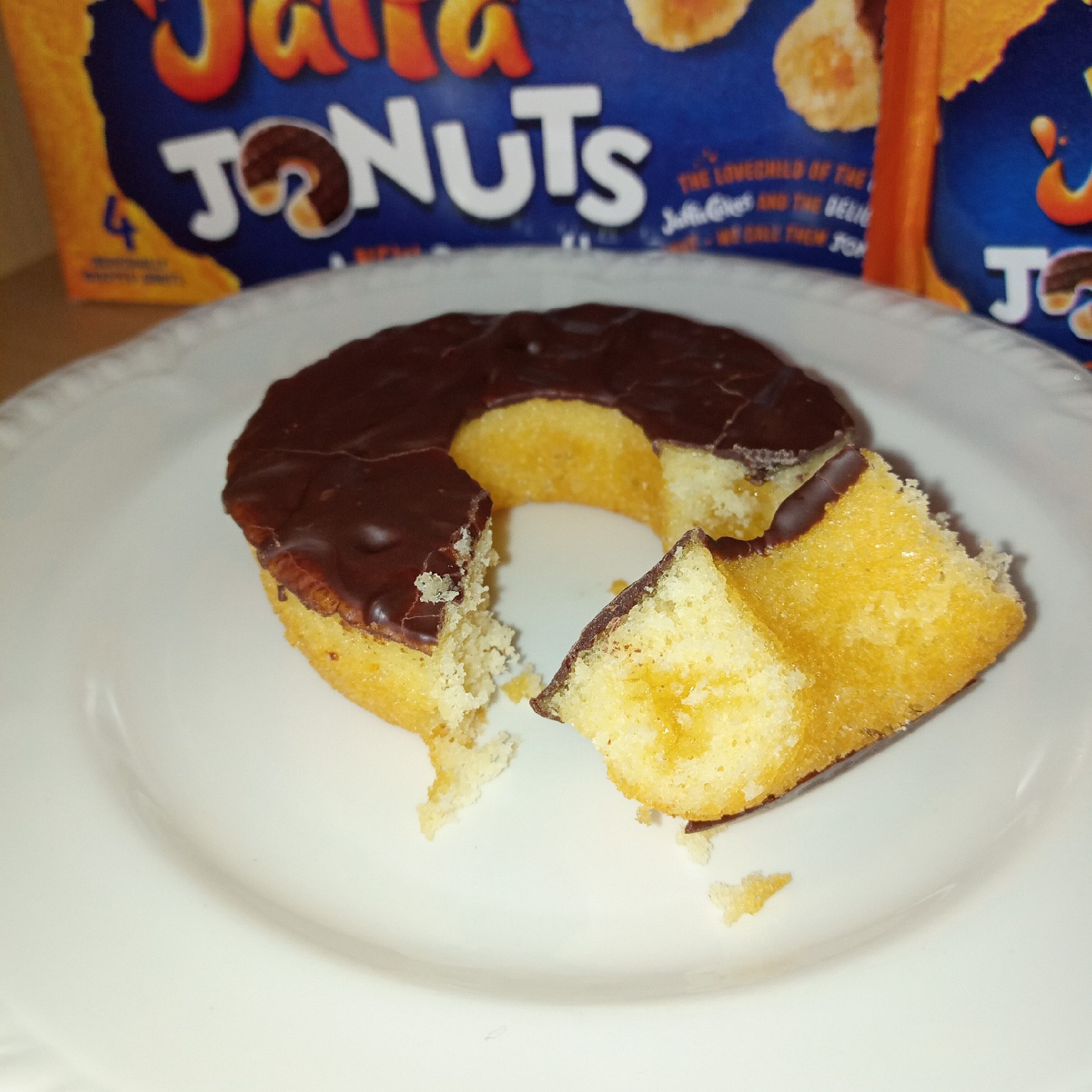 Supersupergirl's Food Reviews: McVities New Jaffa Jonuts £2.20 at Tescos