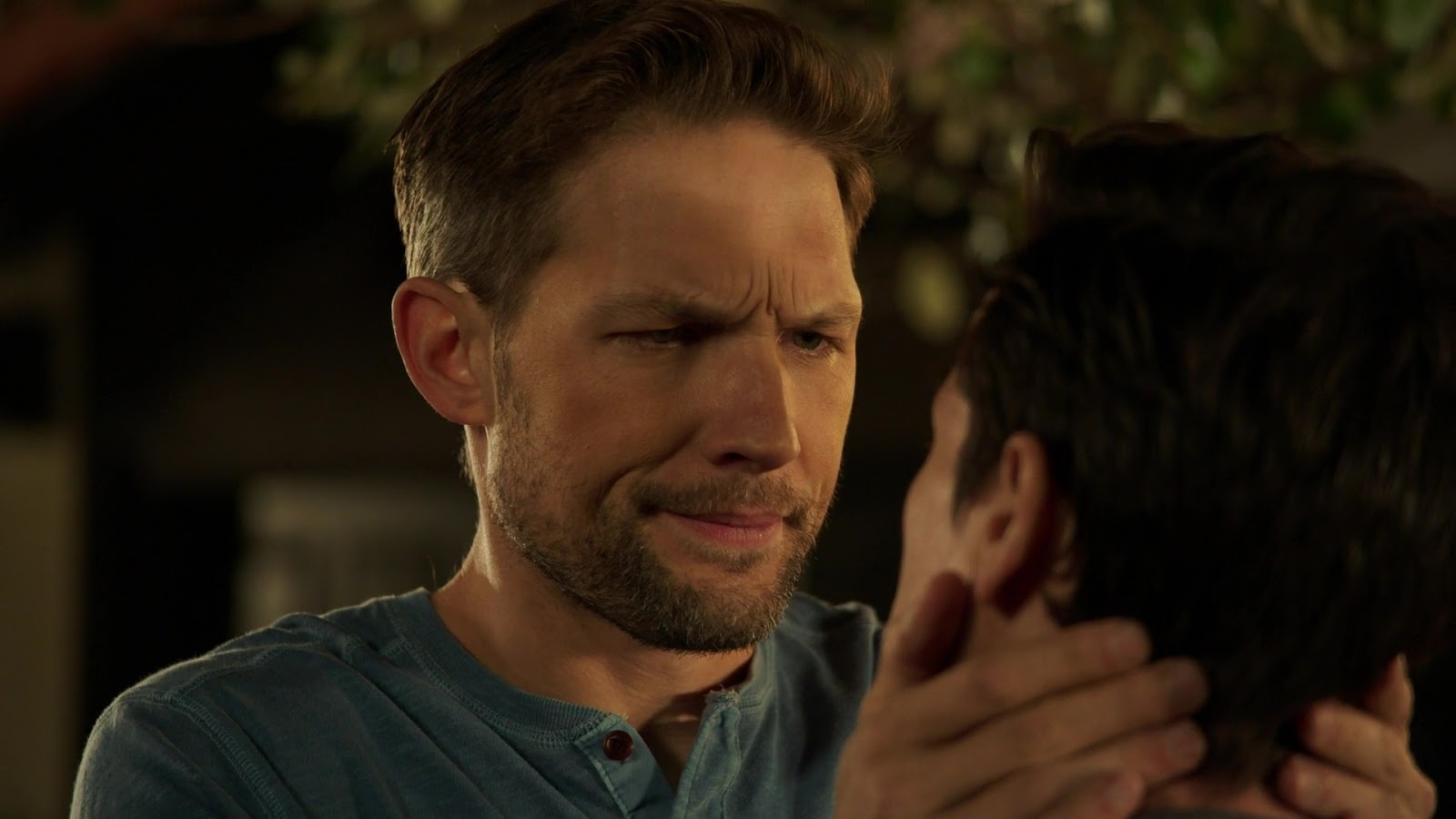 ausCAPS: Michael Cassidy and Adam Fleming shirtless and kiss in Dare ...