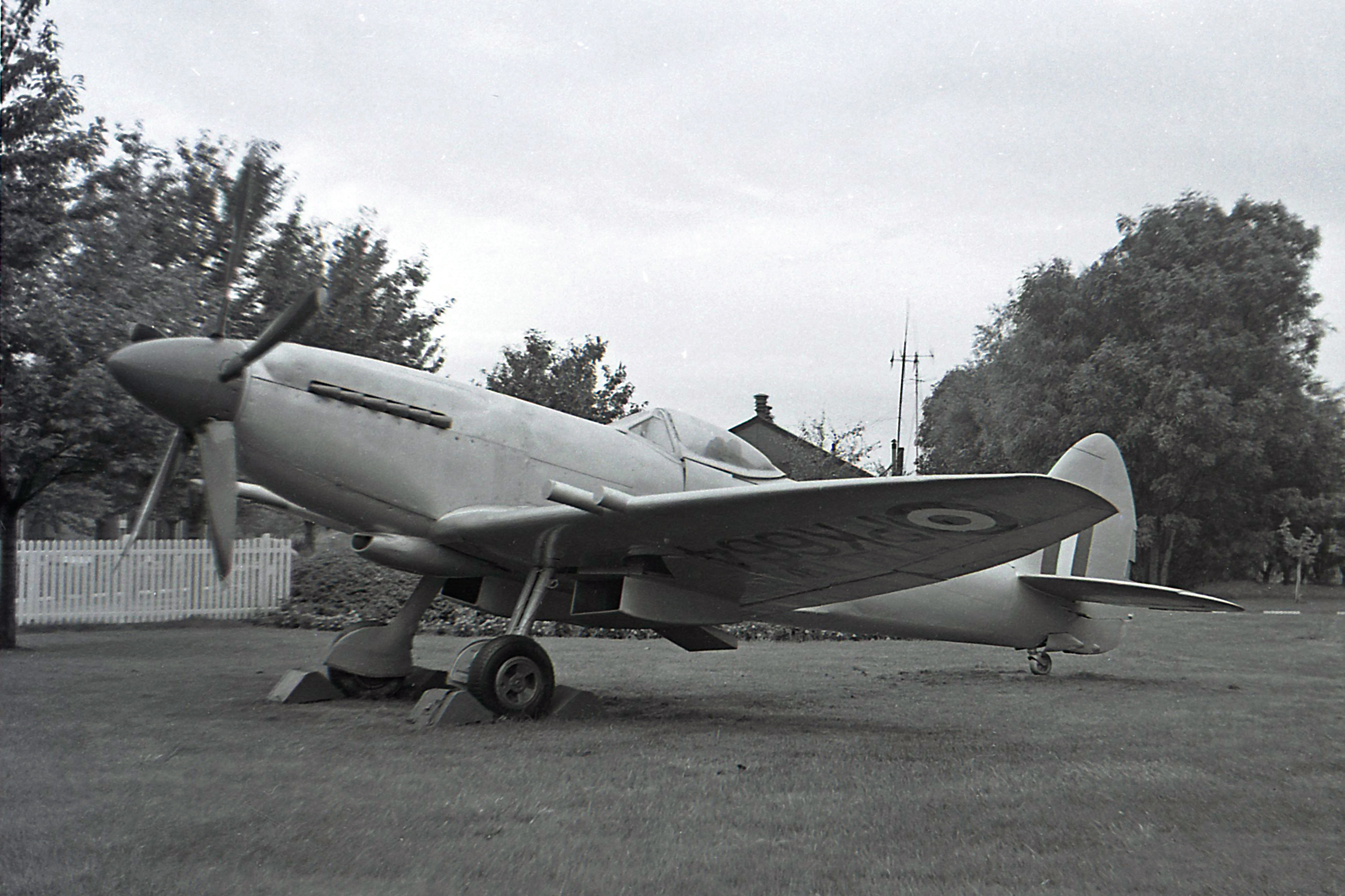 Olivers Aviation Corner: RAF Maintenance Serials 7700M - 7799M.