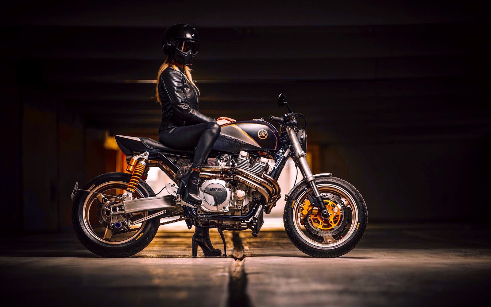 Alice and the XJR - Inazuma café racer