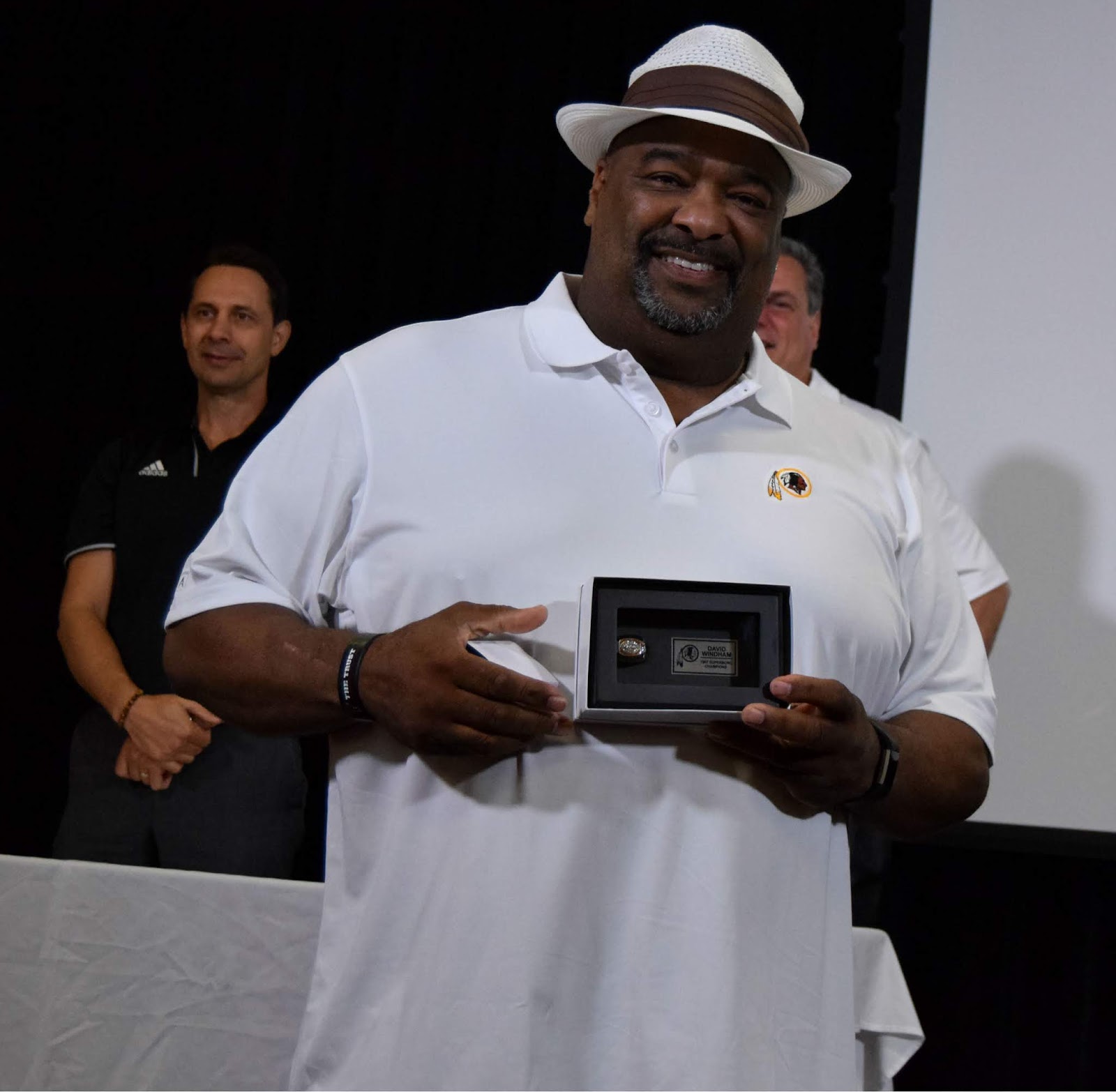 Replacement players get Super Bowl rings, and respect