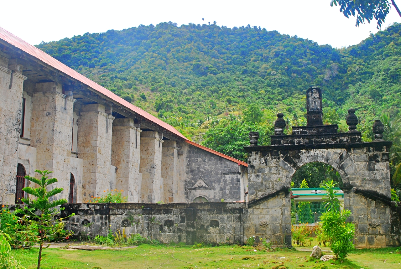 Patrocinio de Maria Church in Boljoon | Cebu - Nomadic Experiences