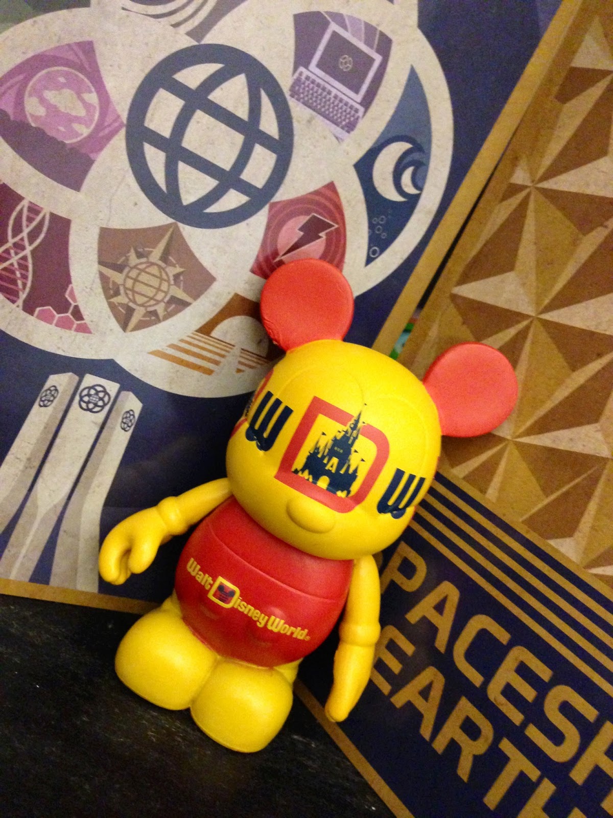 Picturing Disney: Retro Epcot Prize Pack Giveaway!!!