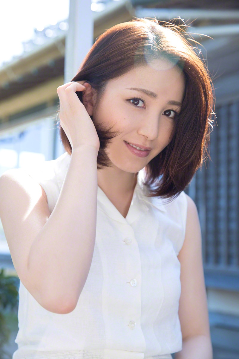 Nao Kanzaki and a few friends: Yuu Kikkawa: WBGC #145 scans part one