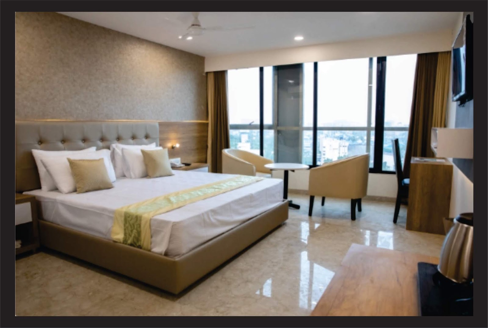Universal Luxurious Catty: Hotel Grace Galaxy, Bandra