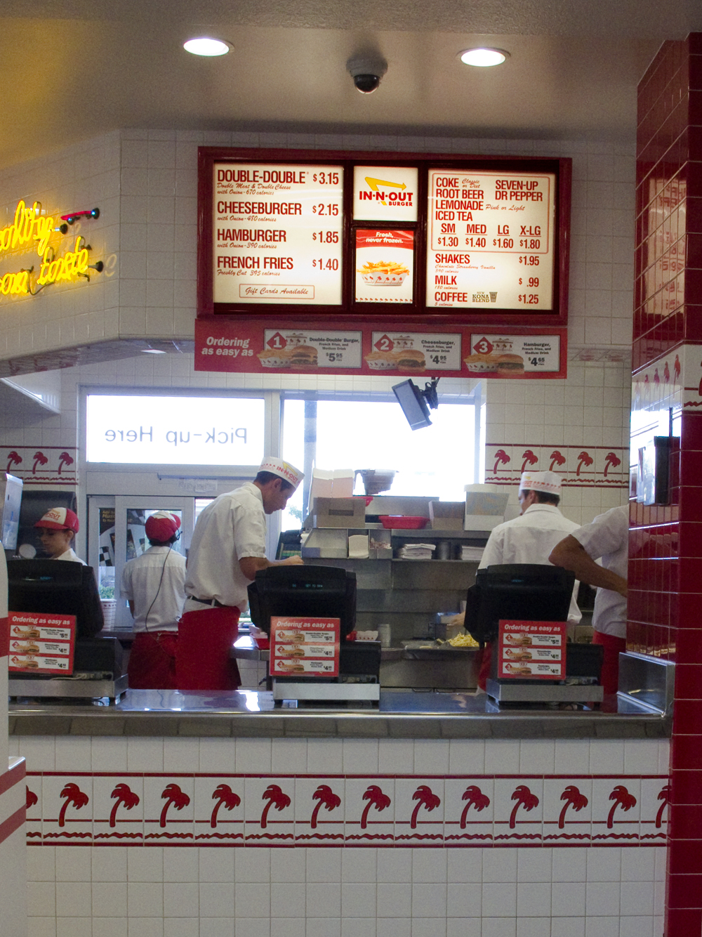 the mikereport: Modesto In-N-Out Burger