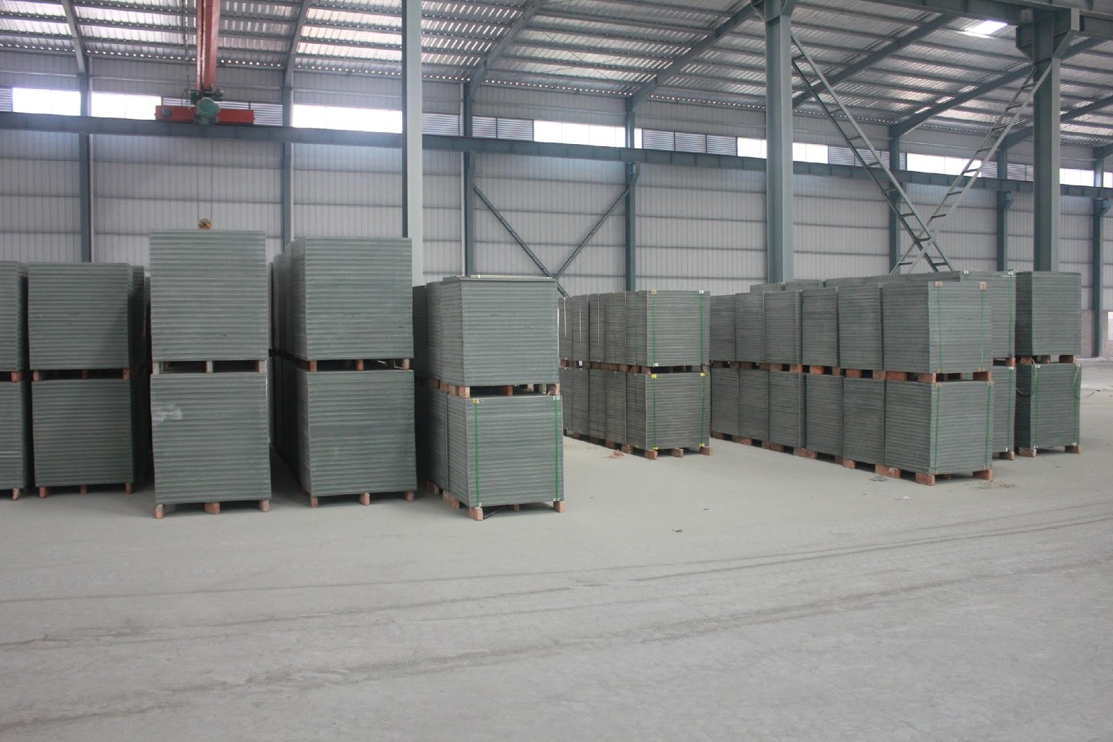 Pallets for Concrete Products | Pallets for Block Machine: Features of ...