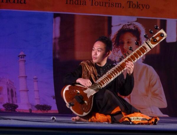 Exploring the vastness of Indian classical music and sitar | KolKata ...