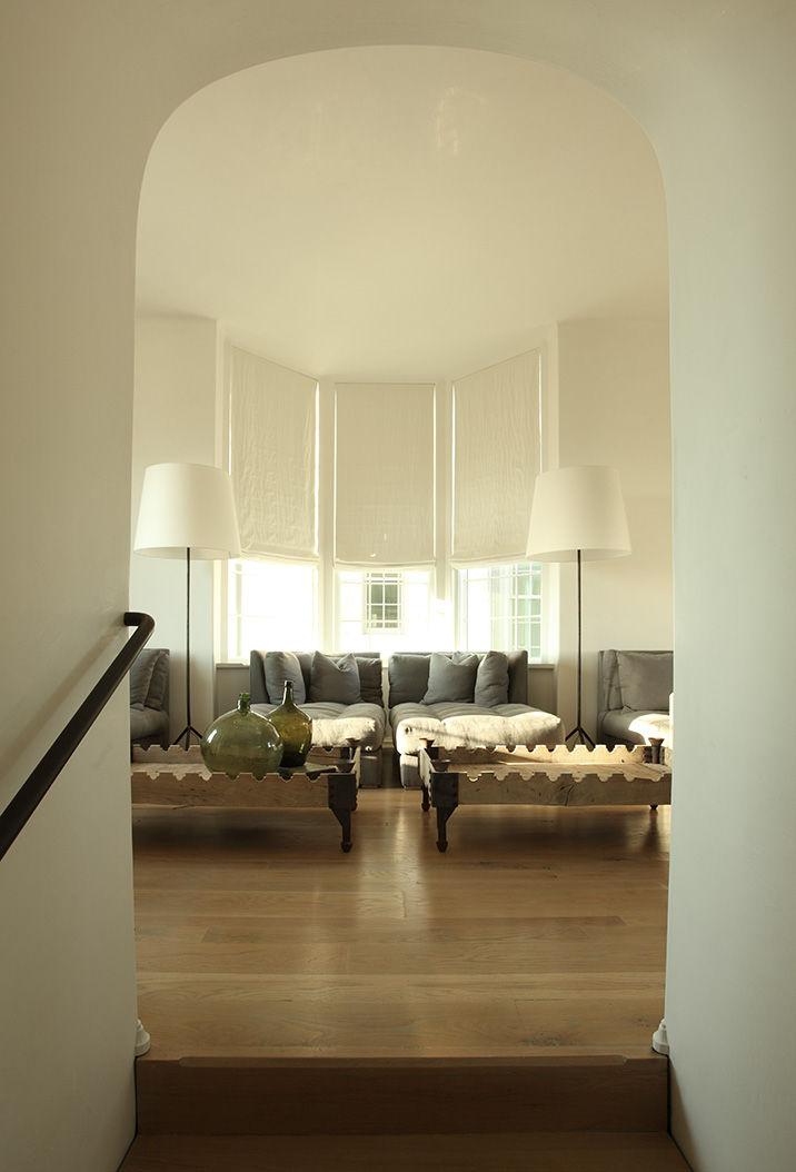 A beach retreat in Florida by Rozanne Jackson interiors