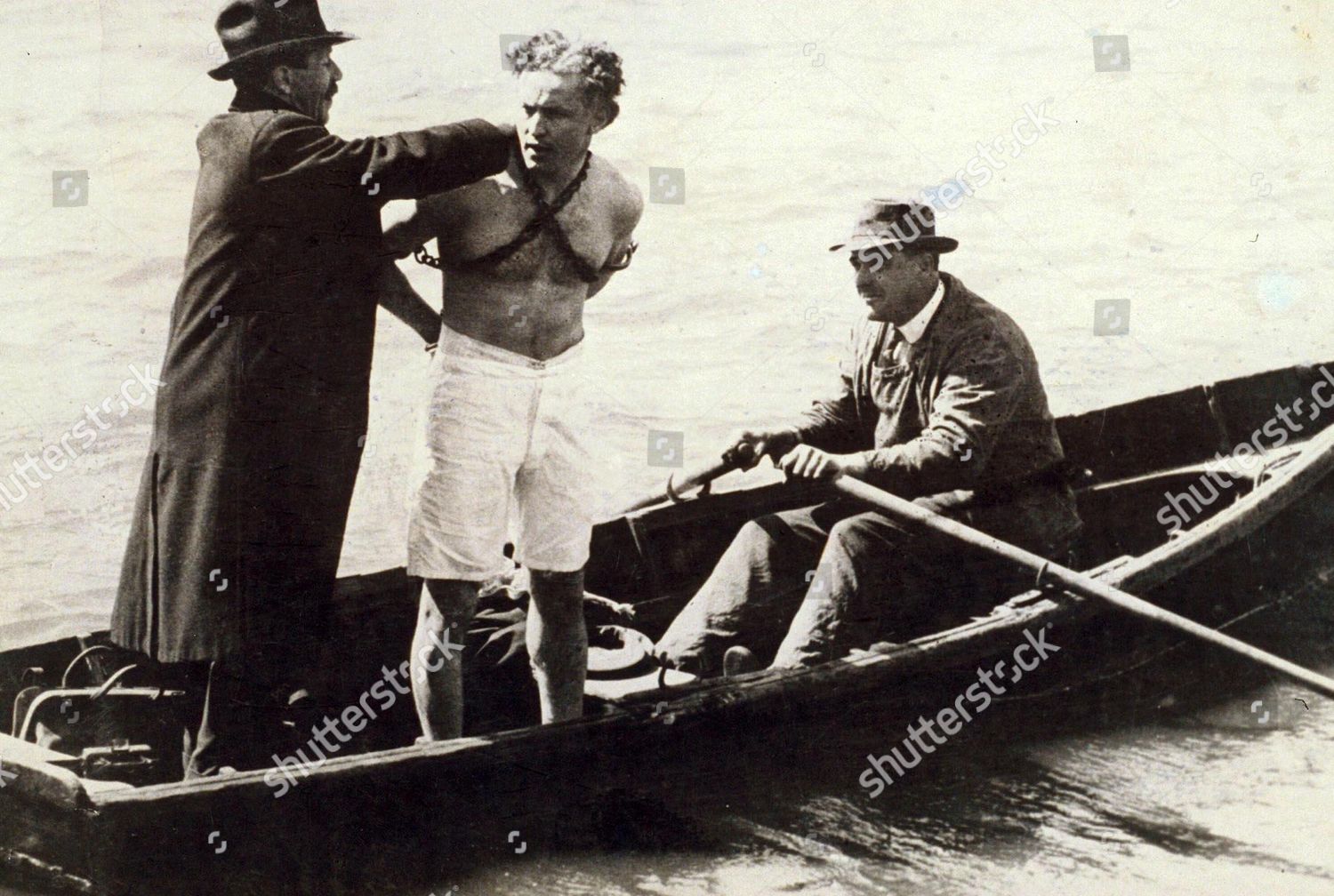 WILD ABOUT HARRY: Are there Houdini handcuffs at the bottom of the ...