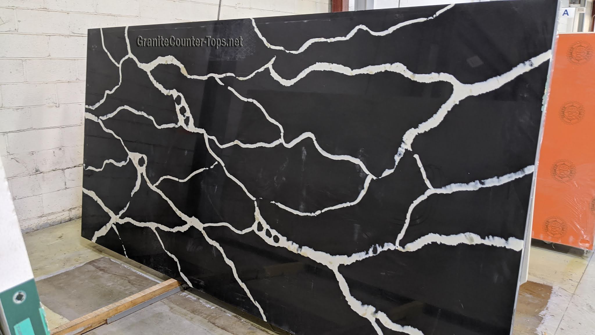 Black Quartz Countertops Slabs – Levy's Marble