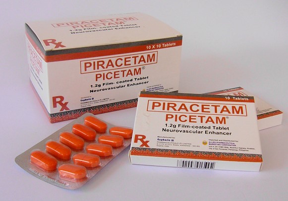 Piracetam - Manfaat, Efek Samping, Dosis dan Harga