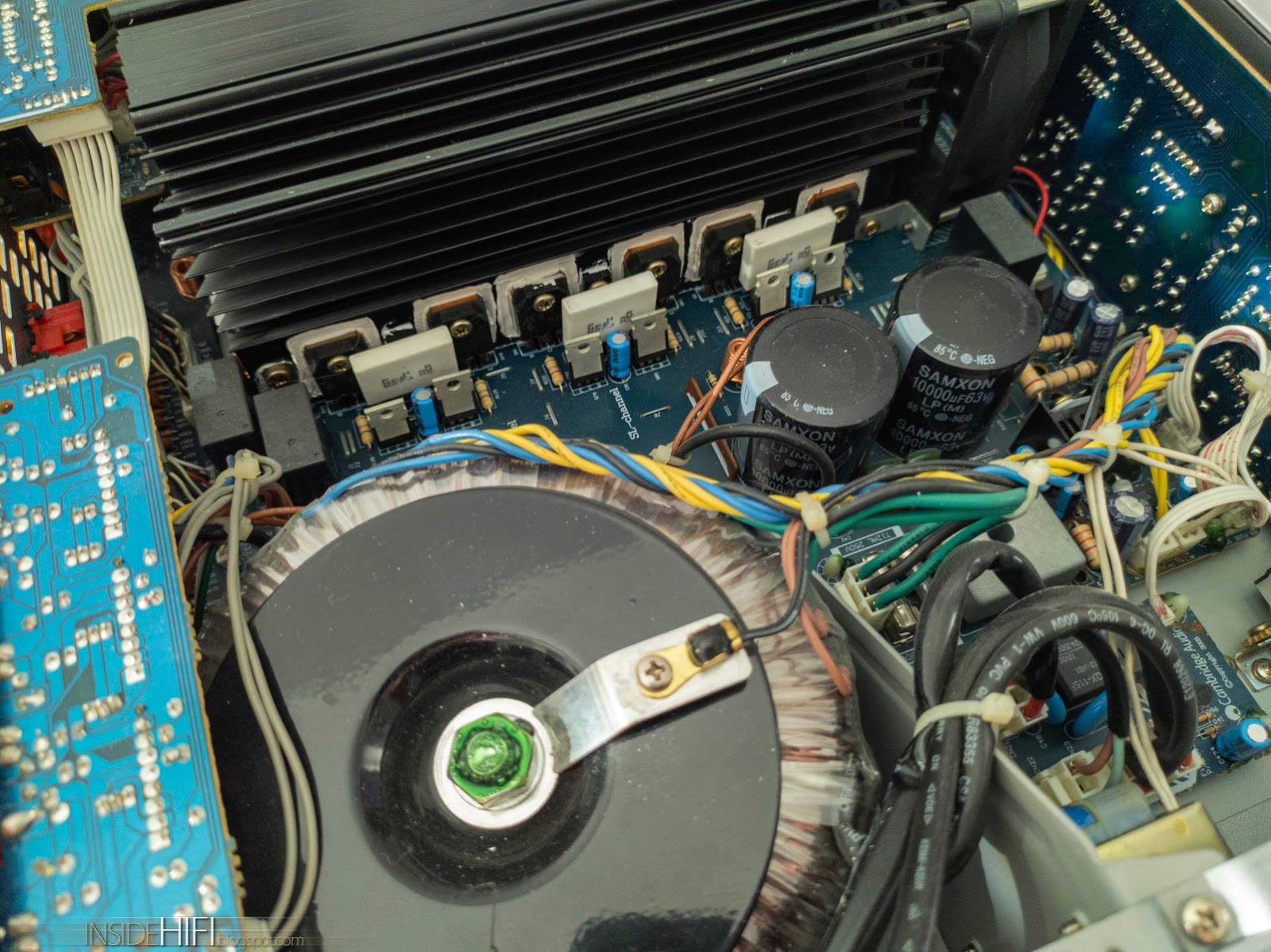 Inside Hi-Fi: Cambridge Audio Azur 540R v1