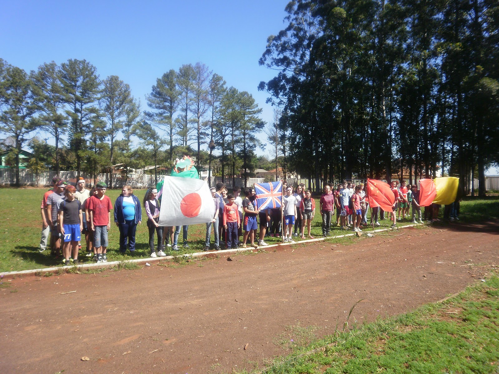 COLÉGIO PEDRO ll: CULMINÂNCIA DO PROJETO SOBRE AS OLIMPÍADAS