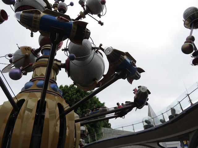 Astro Orbiter Disneyland Guide