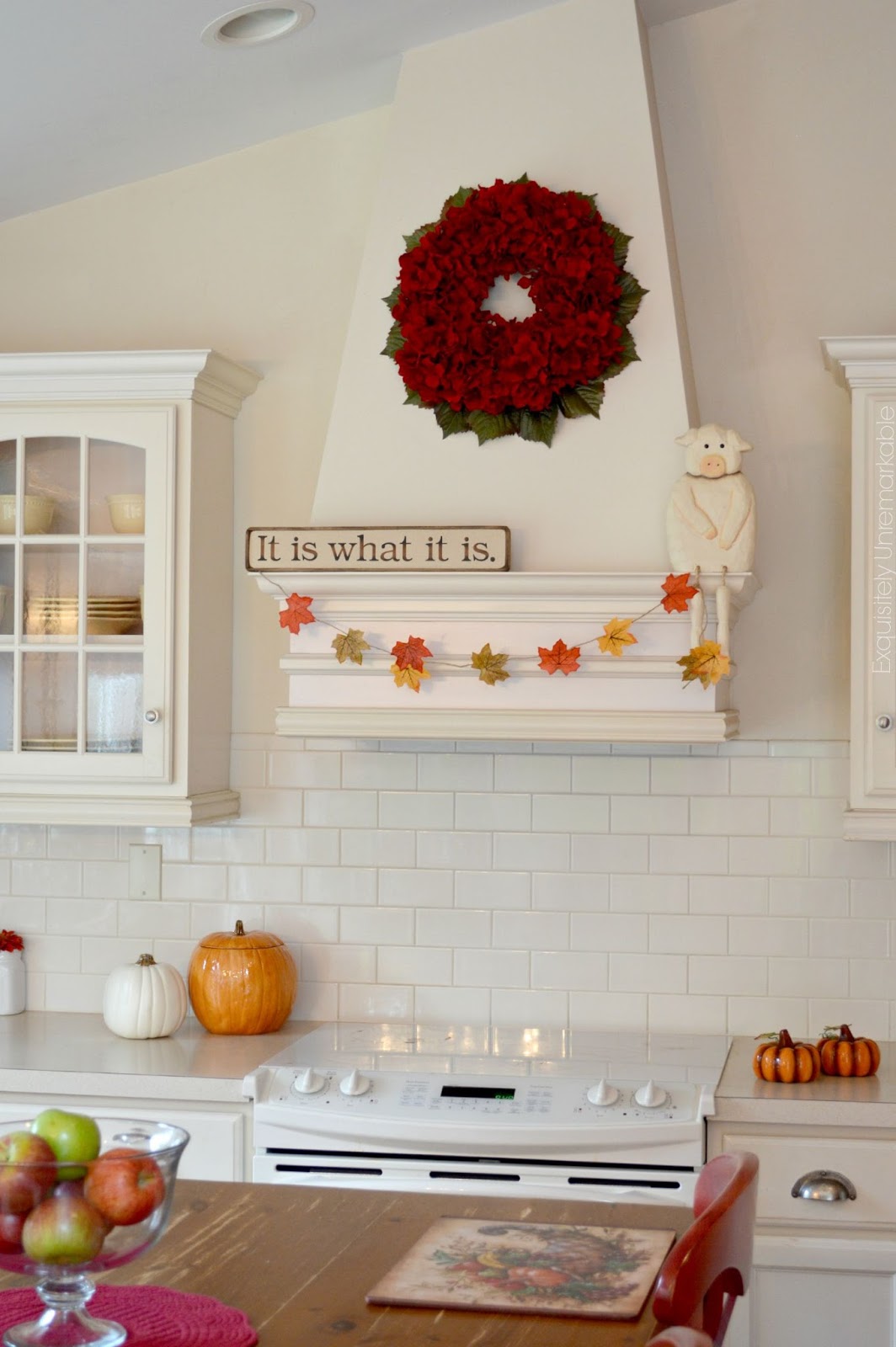 Decorating For Fall: The Kitchen - Exquisitely Unremarkable