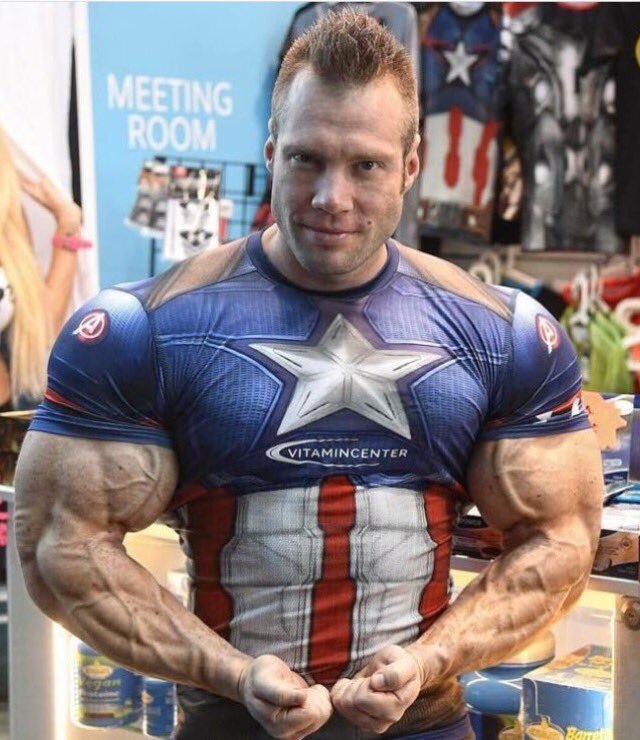 Glorious Hungarian supergod Peter Molnar - World Wide BodyBuilders