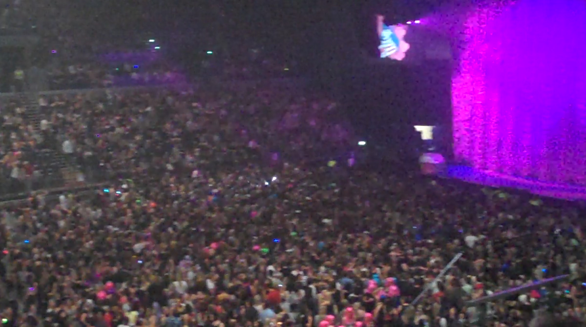 River of Beauty: Concert Review :: Katy Perry