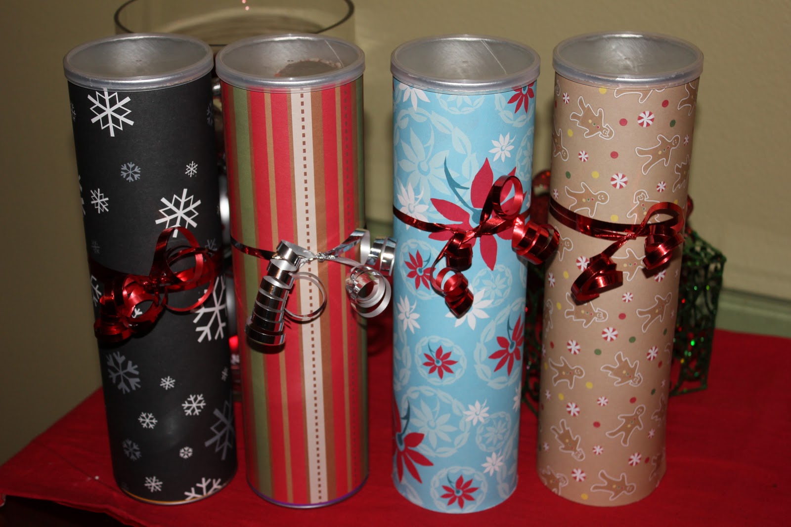 simply made with love: Pringles Containers Cookie Jars