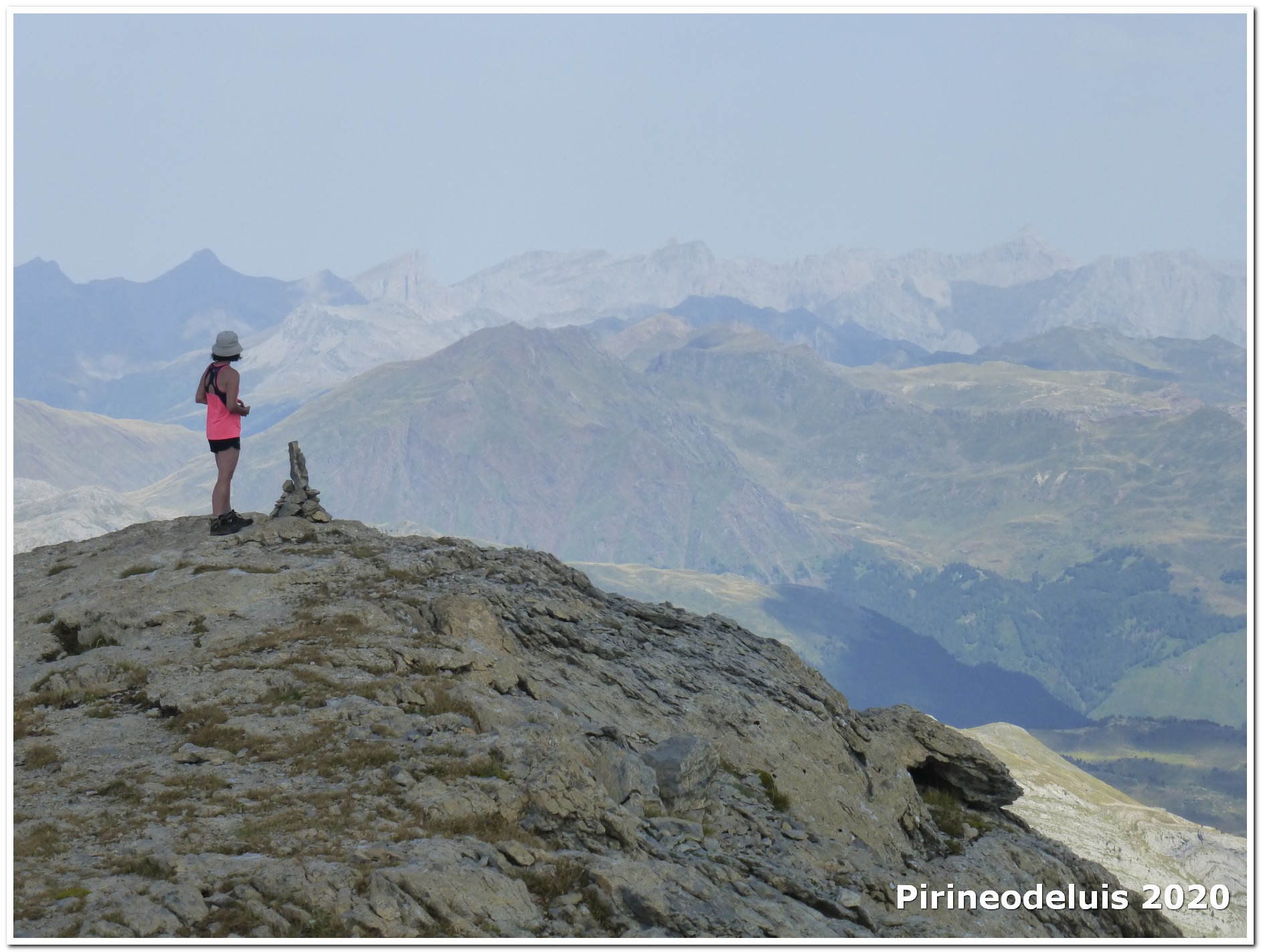 Un paseo por el Pirineo: La Moleta (2573 m) en circular desde Canfranc ...