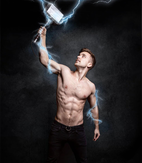 Alexis_Superfan's Shirtless Male Celebs: Parry Glasspool shirtless ...