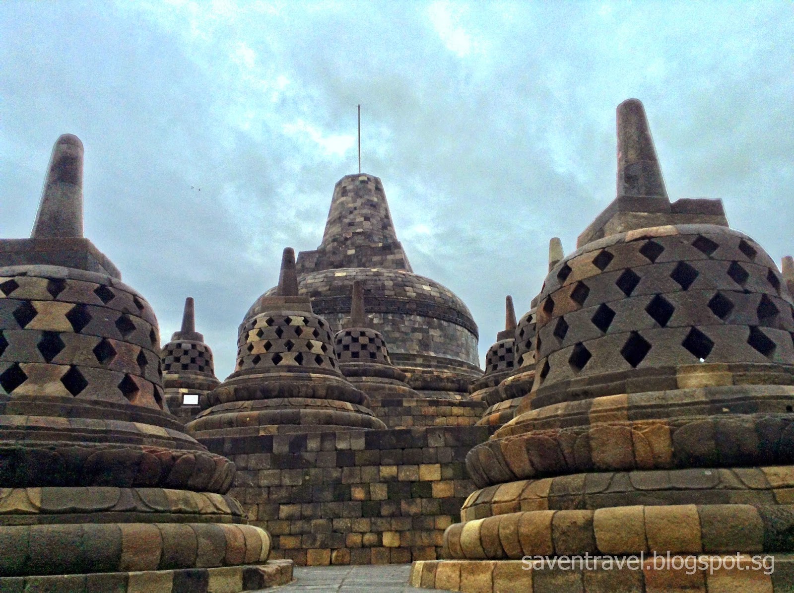 Save & Travel: Borobudur La Grande Temple