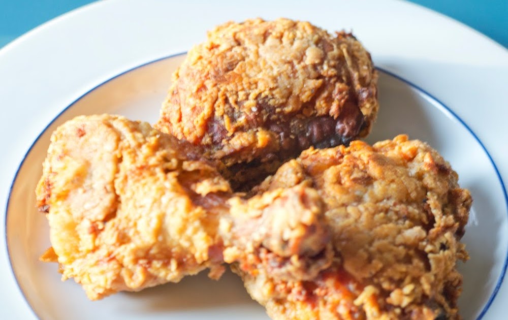 The World in My Kitchen: Fried Chicken...A Kentucky Favorite