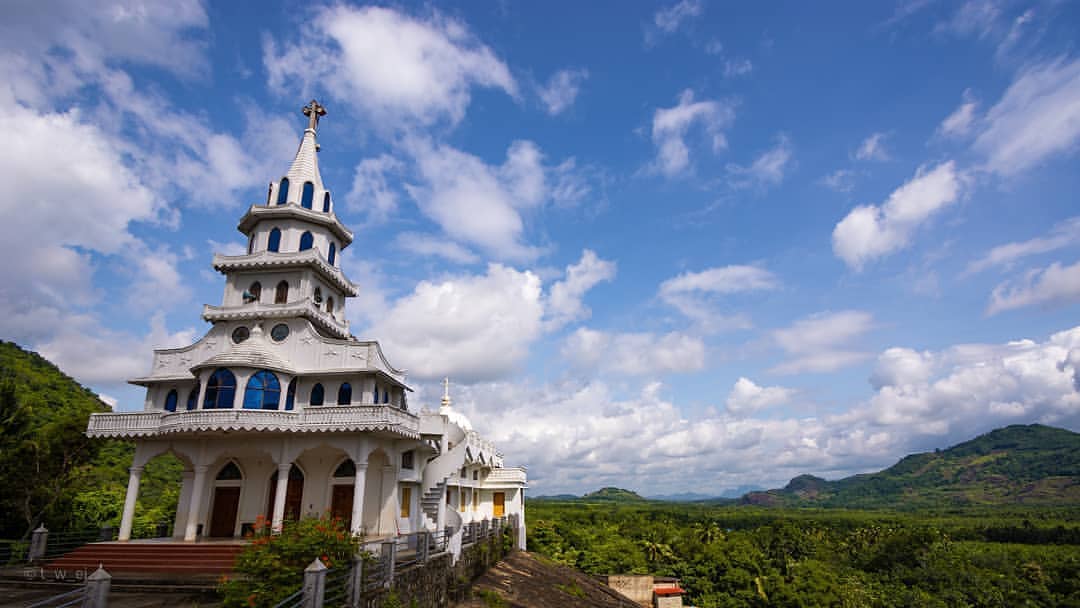 KANYAKUMARI TOURISM: Hidden waterfall in Perunchilanbu Near Kanyakumari