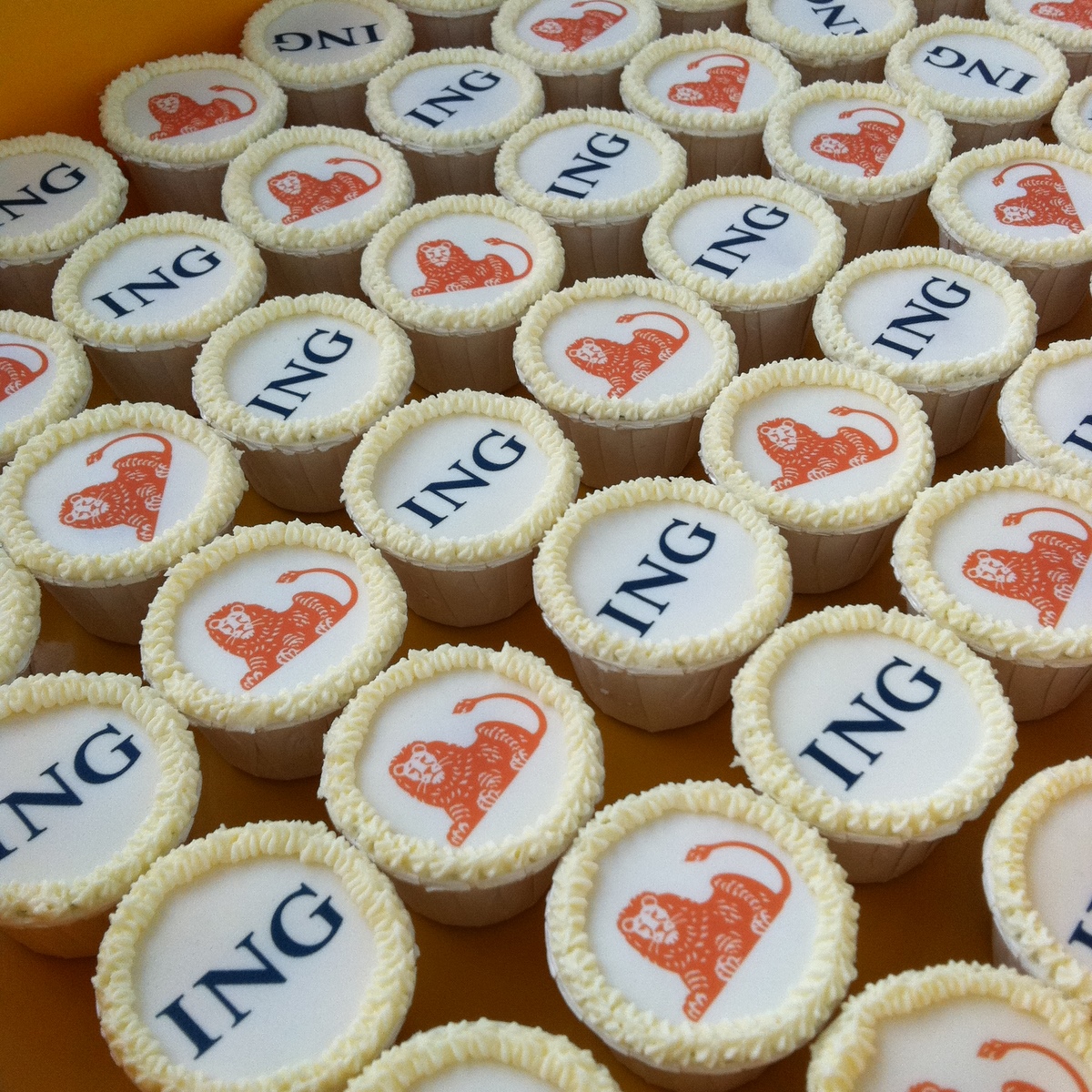 TeaRoom by Bel Jee: Edible Logos