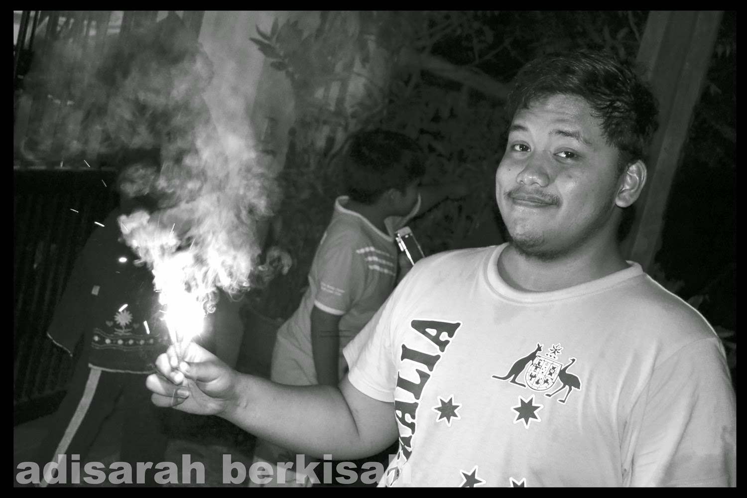 adisarah berkisah: Main bunga api macam bebudak riang Ribena