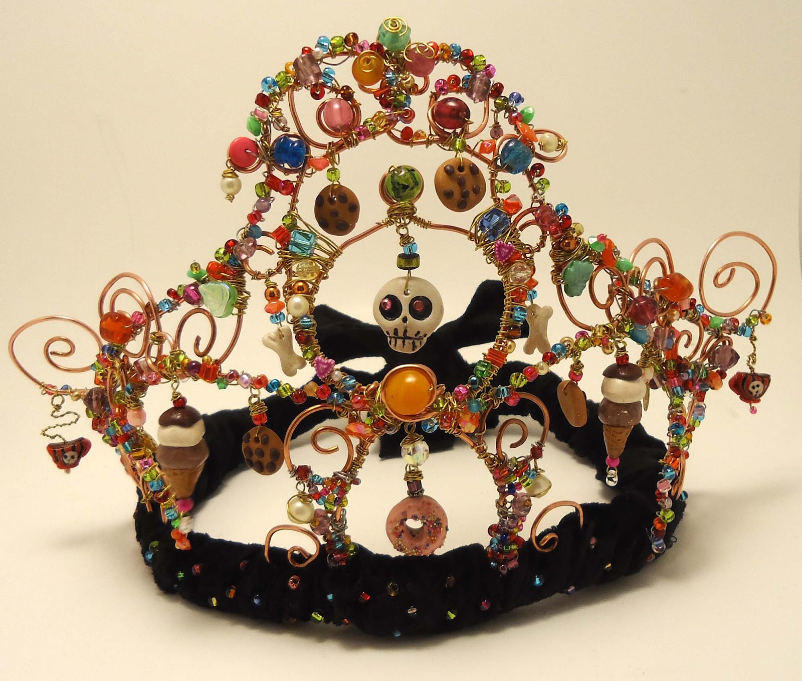 Spirit Clay: Wordless Wednesday - The Parade Crown
