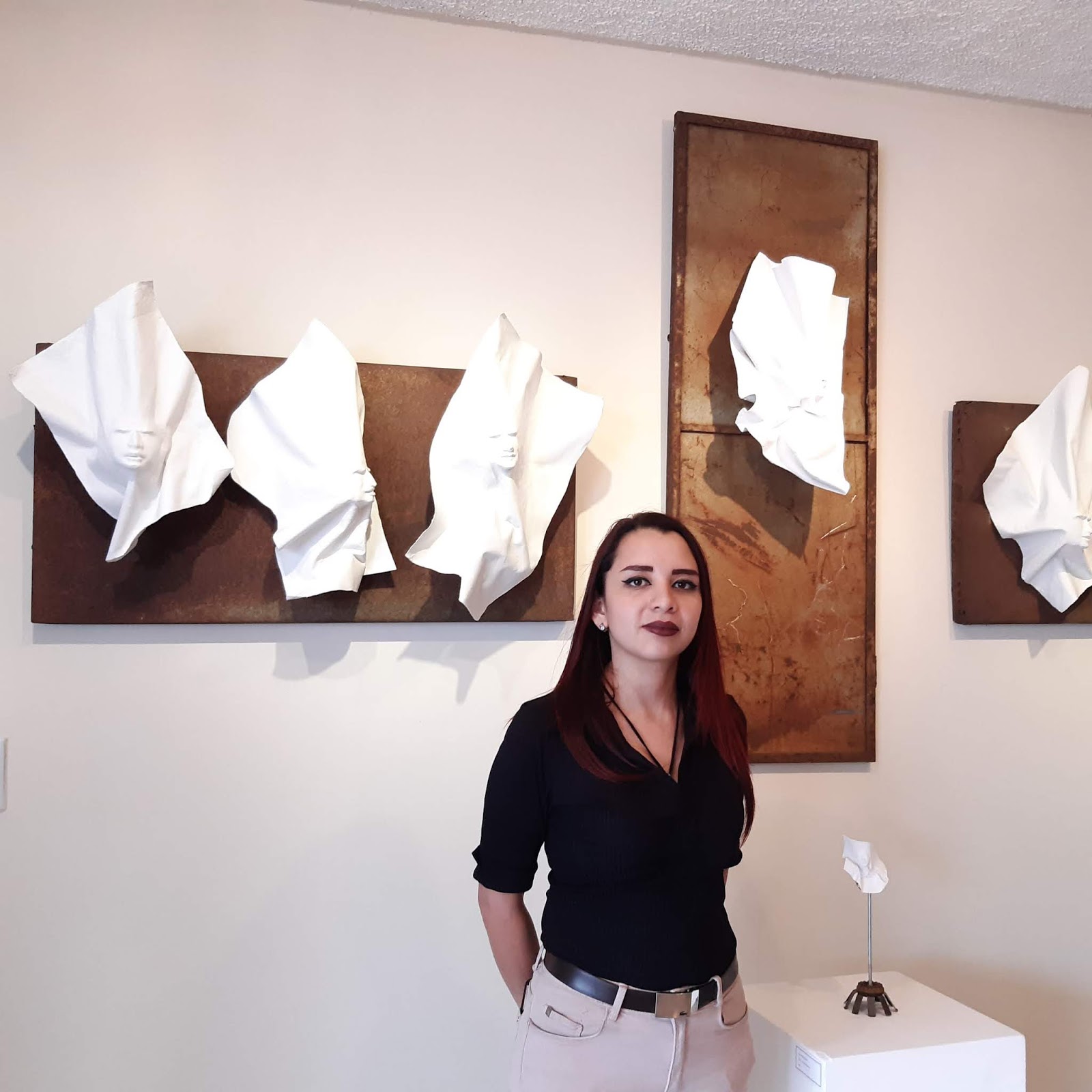 Lic.Moreira H : El amor por la Escultura una Obra de Jennifer Calderón