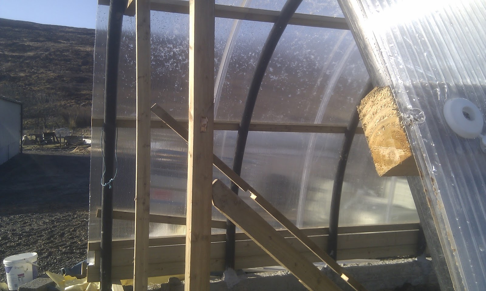 Us in Orkney: Polycrub part5 : Gable ends ( part1 )