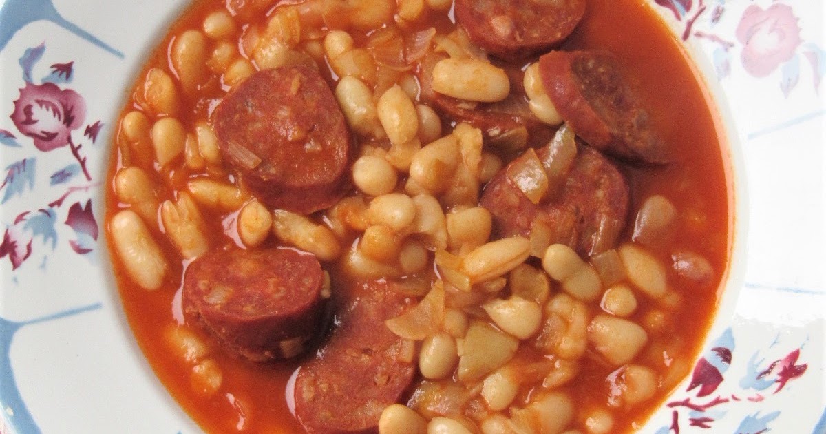 La Cuisine Dici Et Disca Des Haricots Blancs Au Chorizo à Madrid