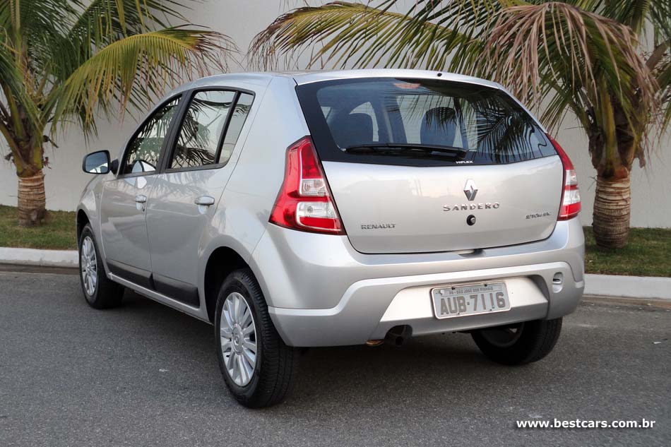 Tudo Sobre Carro: Novo Sandero 2012 automatico - R$ 43.900