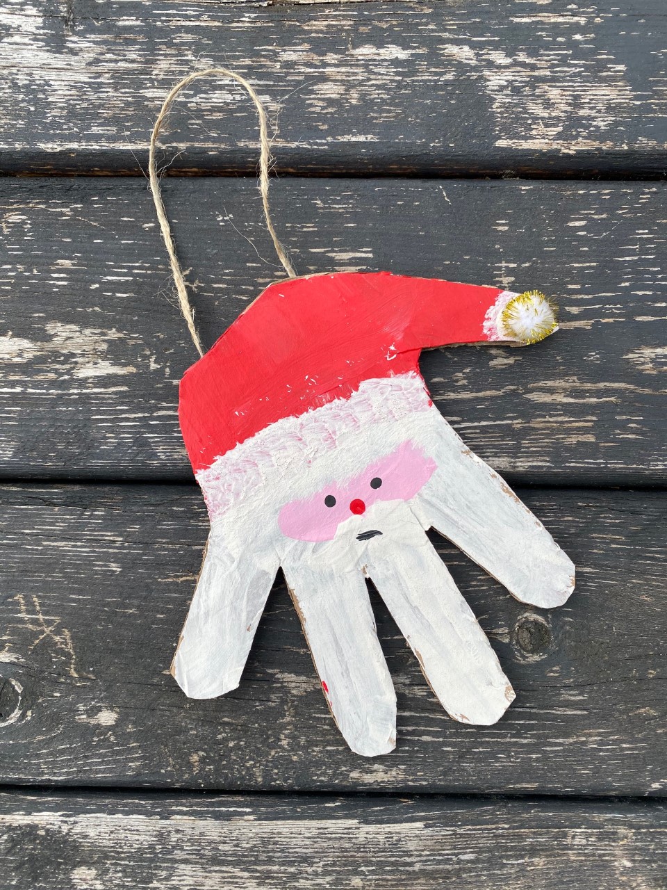 Polka-Dotty Place: DIY Santa Hand Print Ornaments