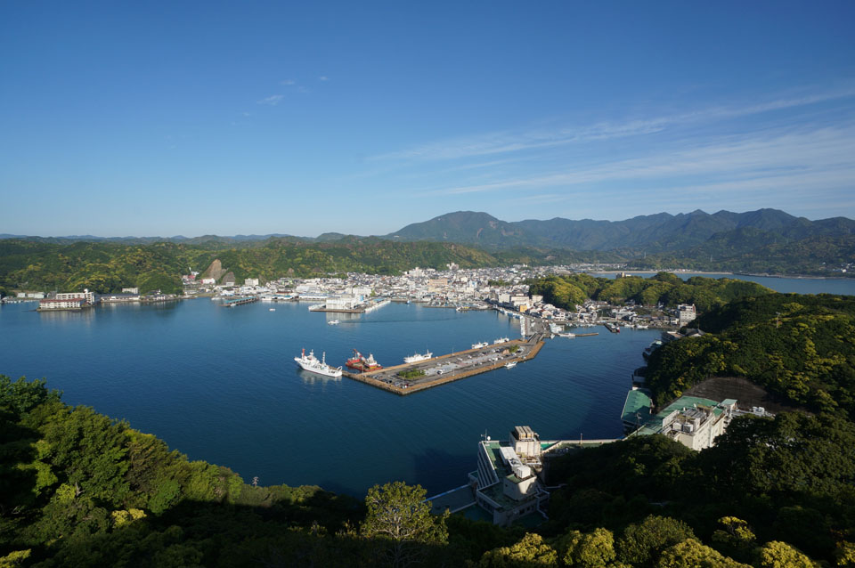 Enjoy A Cup of Coffee: April 2013