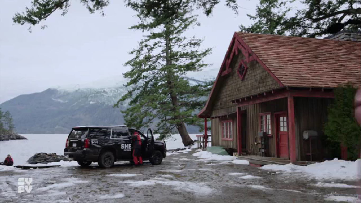 Bob Canada's BlogWorld: Resident Alien Season 1, Episode 3: Secrets