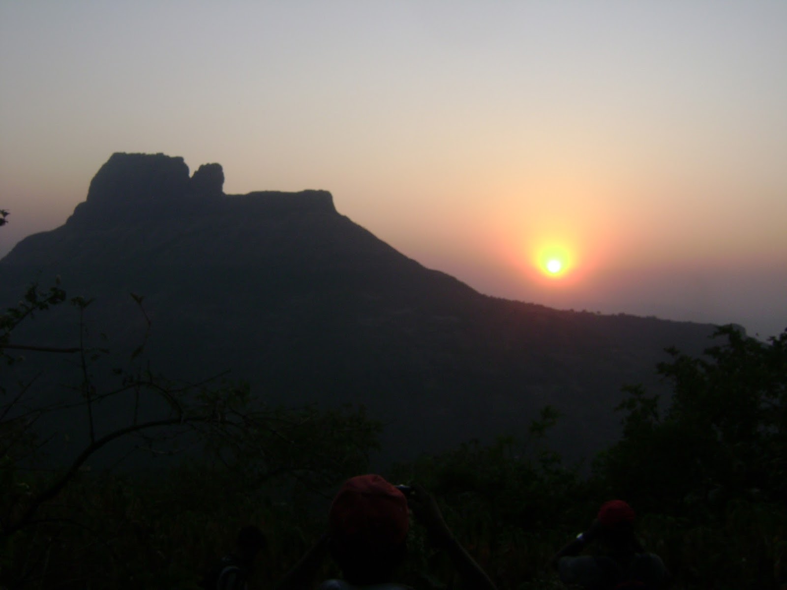 Trekking the Sahyadris: Tahuli / Tavli peak trek via Badlapur side
