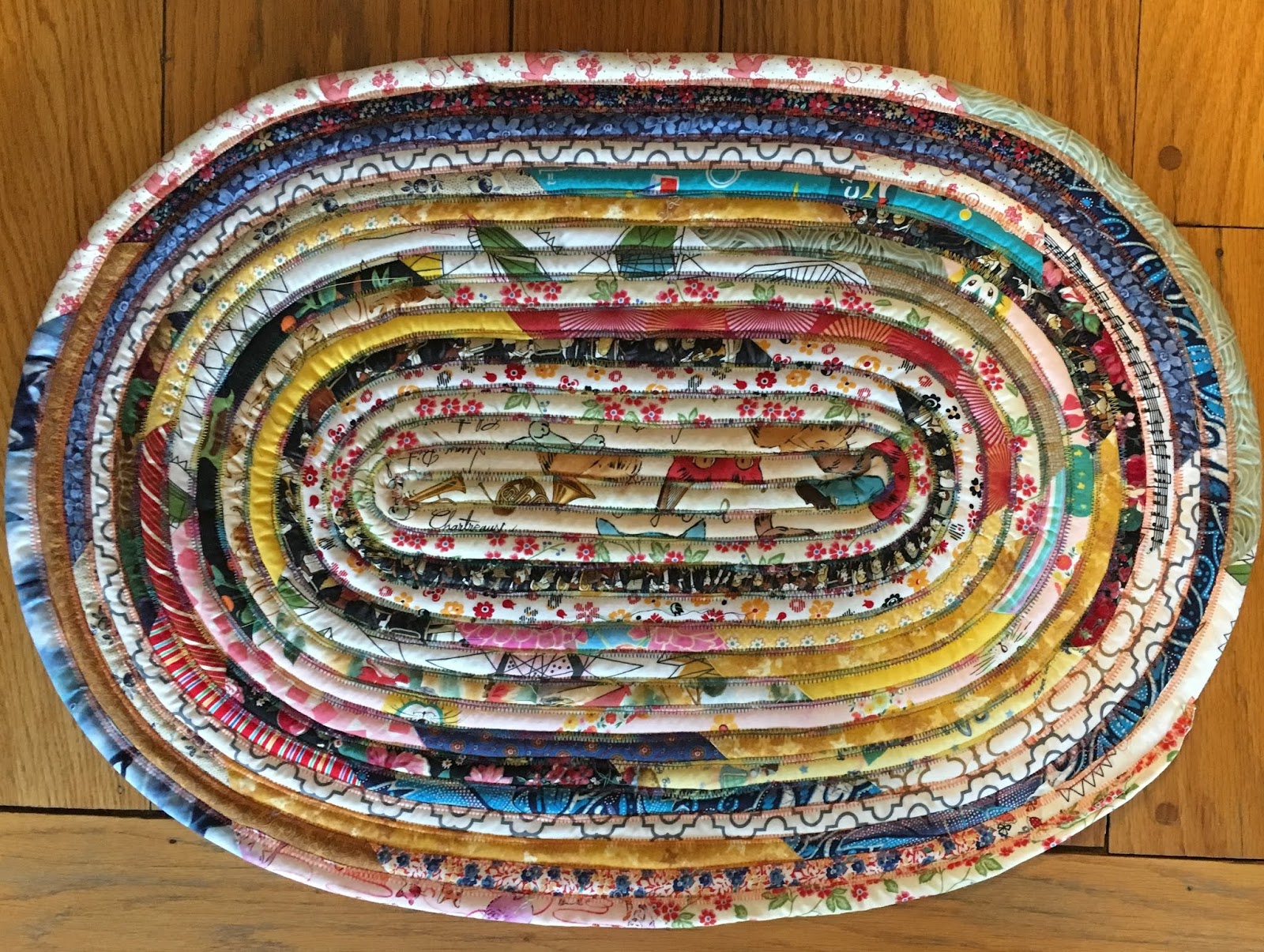 Snug Harbor Quilts: Scrappy Little Rugs