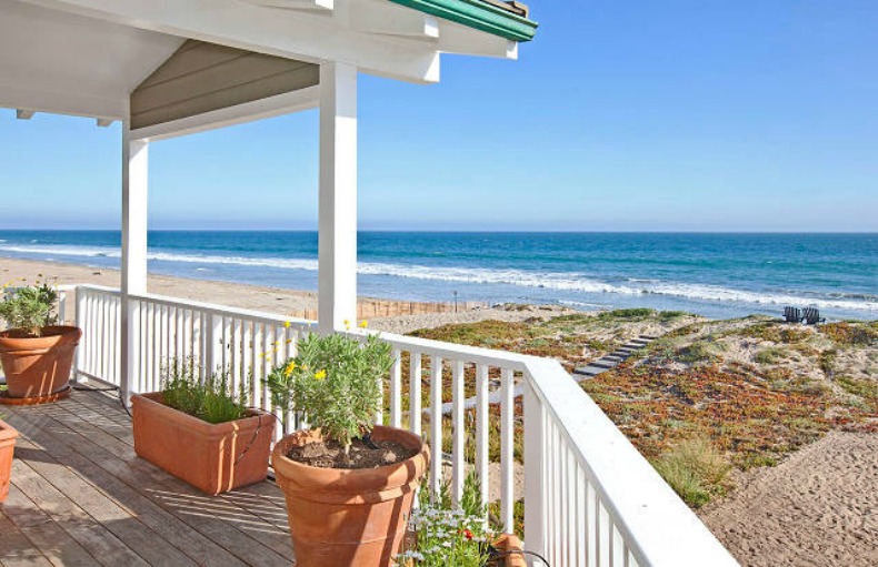Coastal Home Spotted From The Crows Nest Beach House Tour Broad Beach