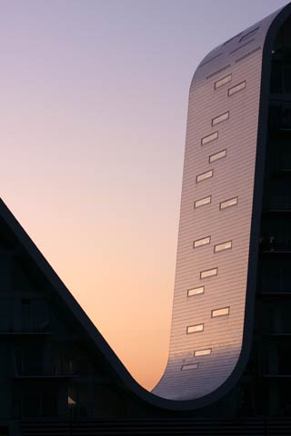 Thayanna Dall'Oglio - Arquiteta e Urbanista: Edifício na Dinamarca