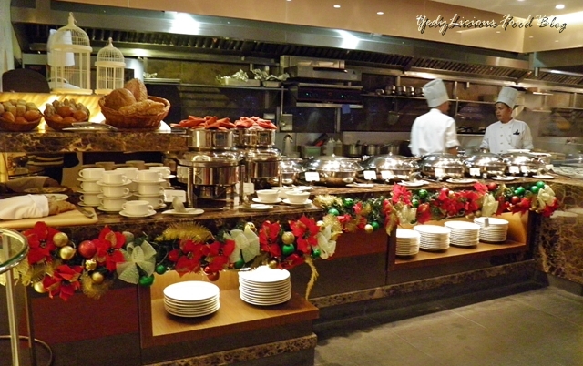 Buffet at BEST WESTERN PREMIER F1 Hotel | YedyLicious Manila Food Blog ...