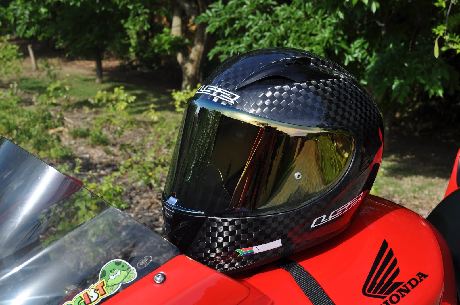 Alex's Bike Blog: LS2 Arrow C - Helmet Review