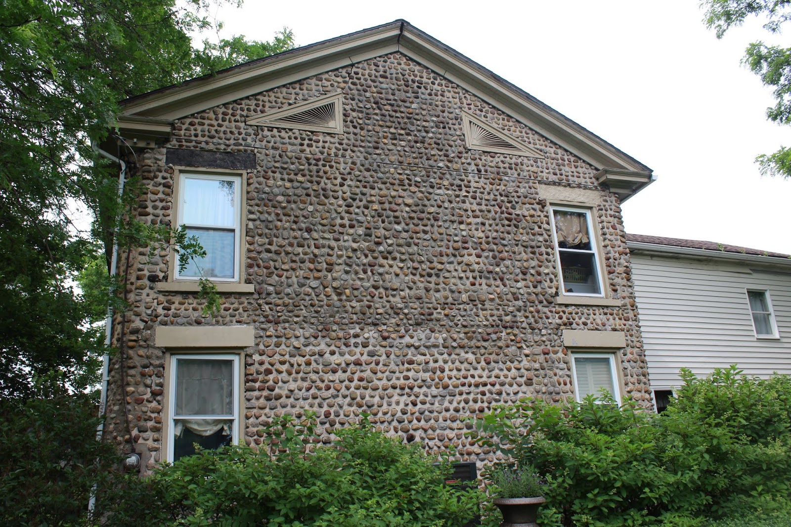 Cobblestone Buildings of North America: Cobblestone Buildings in Cayuga ...