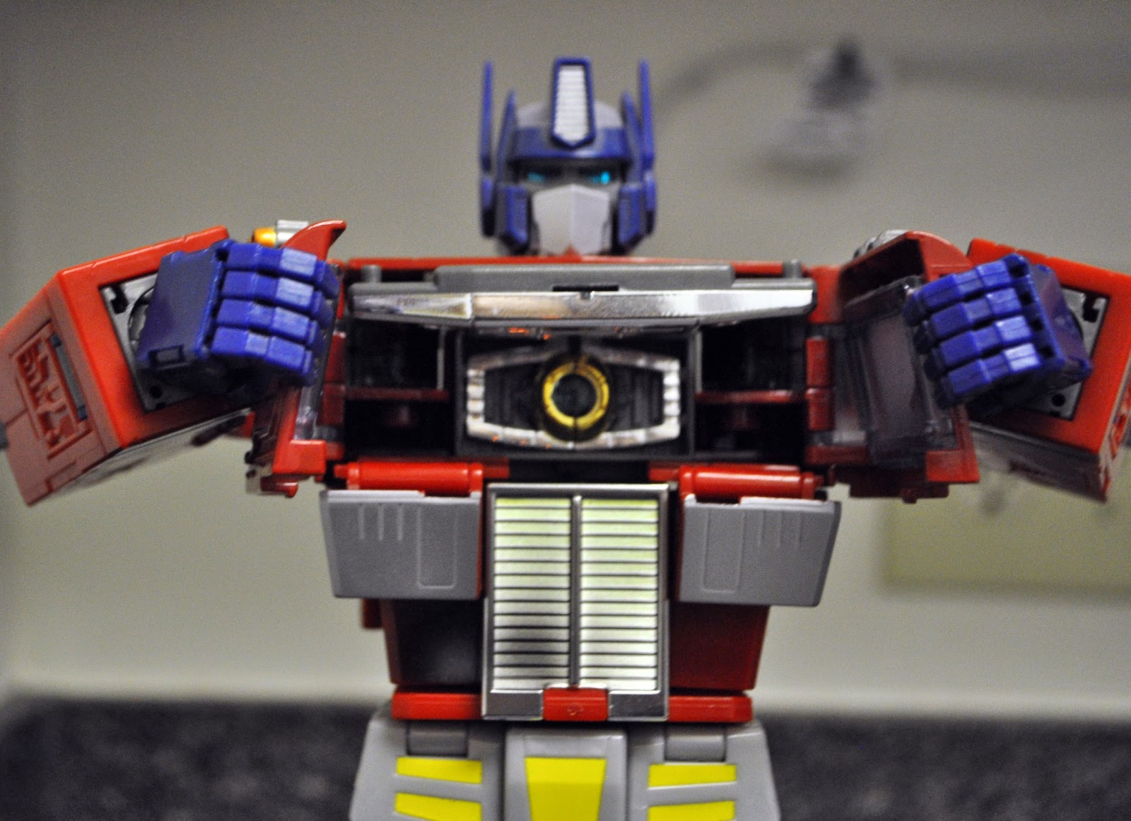 Look What Your Careless Hands Have Wrought: Masterpiece MP-01 Optimus Prime