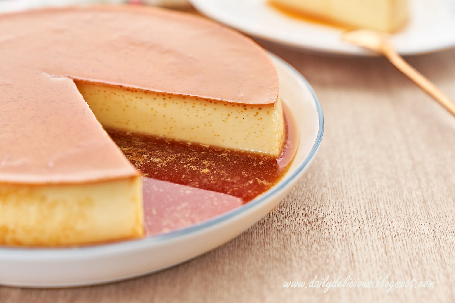 dailydelicious: Large Caramel Custard