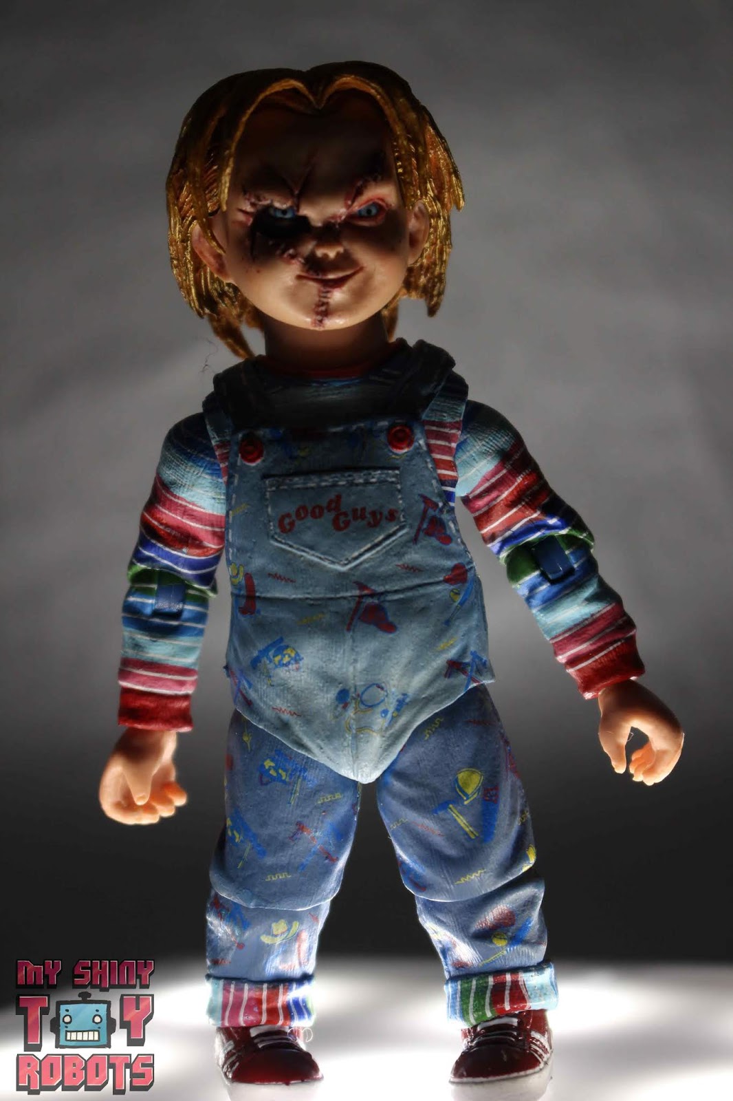 My Shiny Toy Robots: Toybox REVIEW: NECA Ultimate Chucky