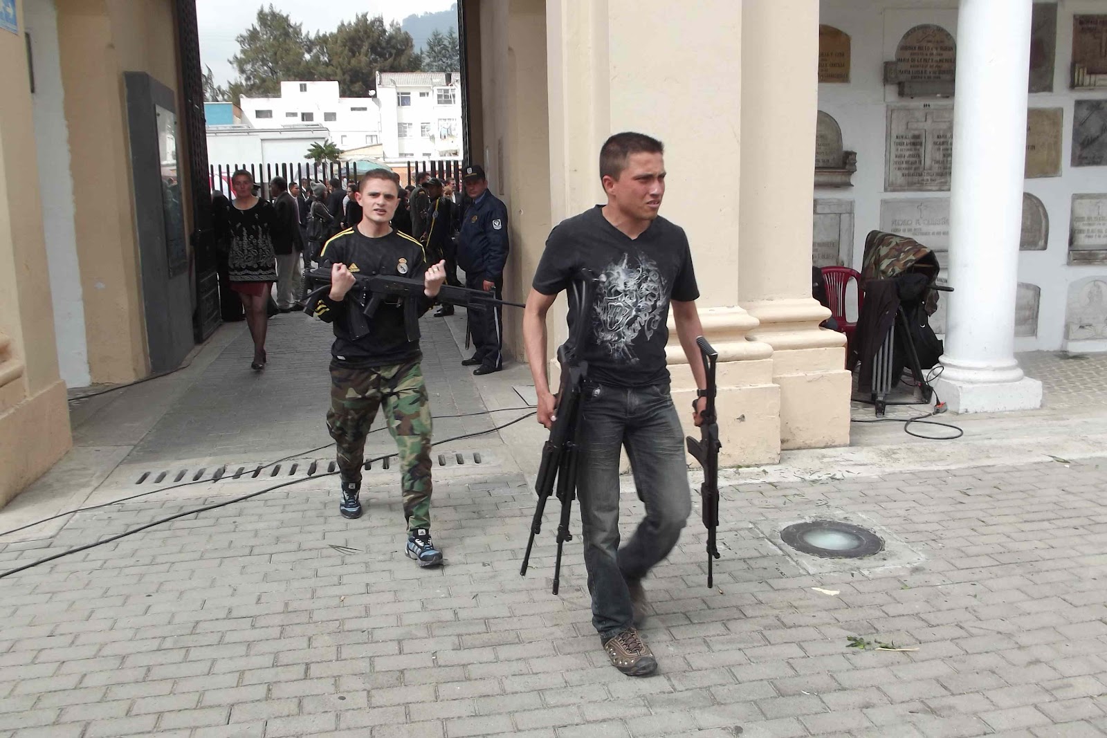 Mike's Bogota Blog: Filming Pablo Escobar in the Central Cemetery