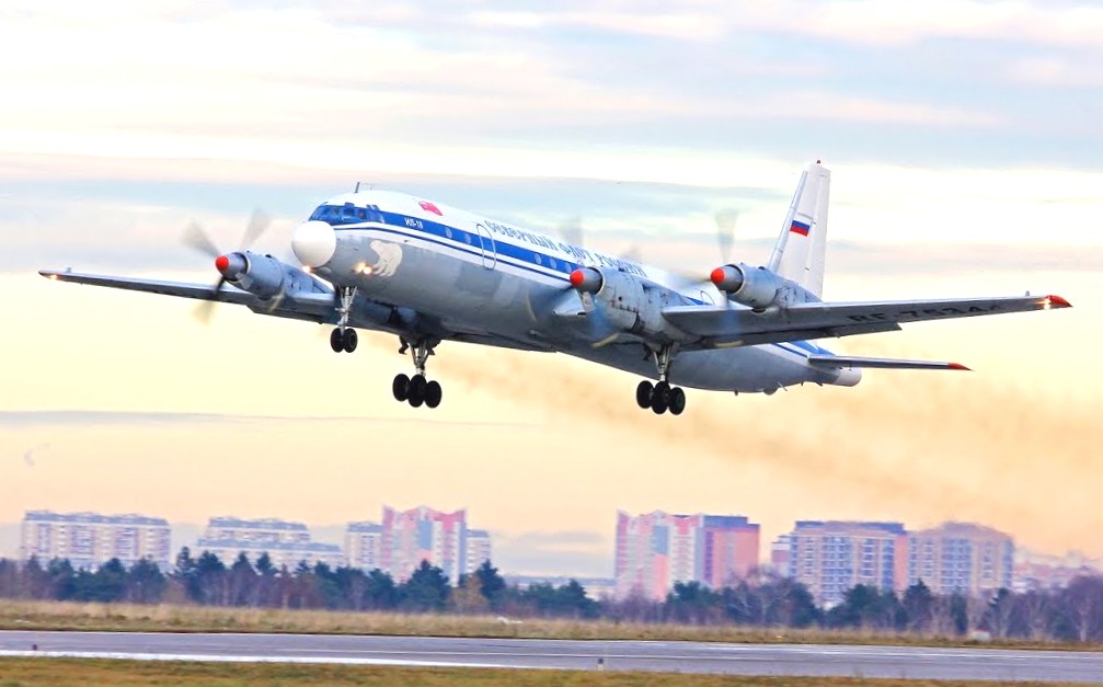 ProfeFeito: El Ilyushin Il-18